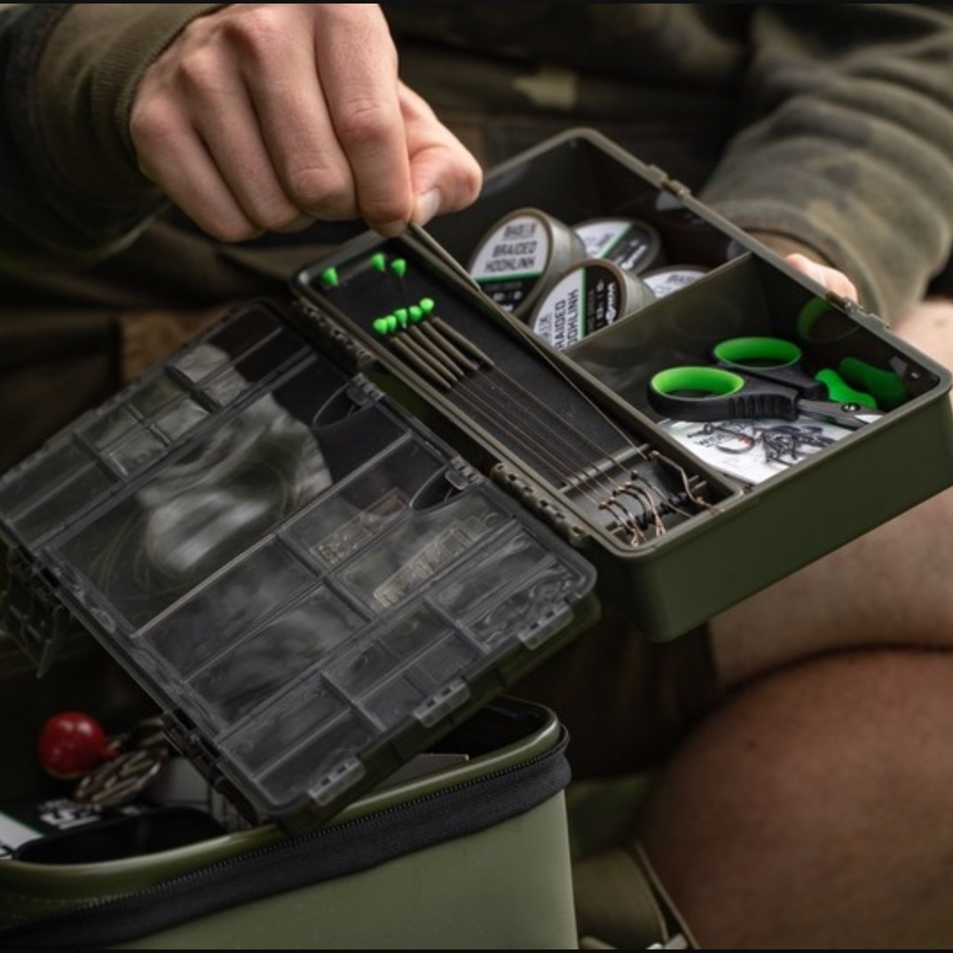Korda Basix Tackle Box £18.99 – Pro Master Angling